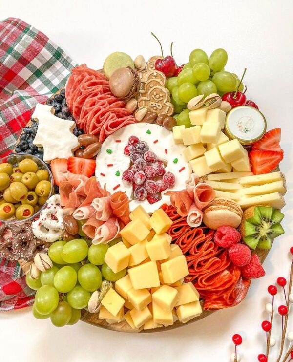 50 Most Gorgeous Christmas Charcuterie Boards Ever – Cheat Sheet For Life